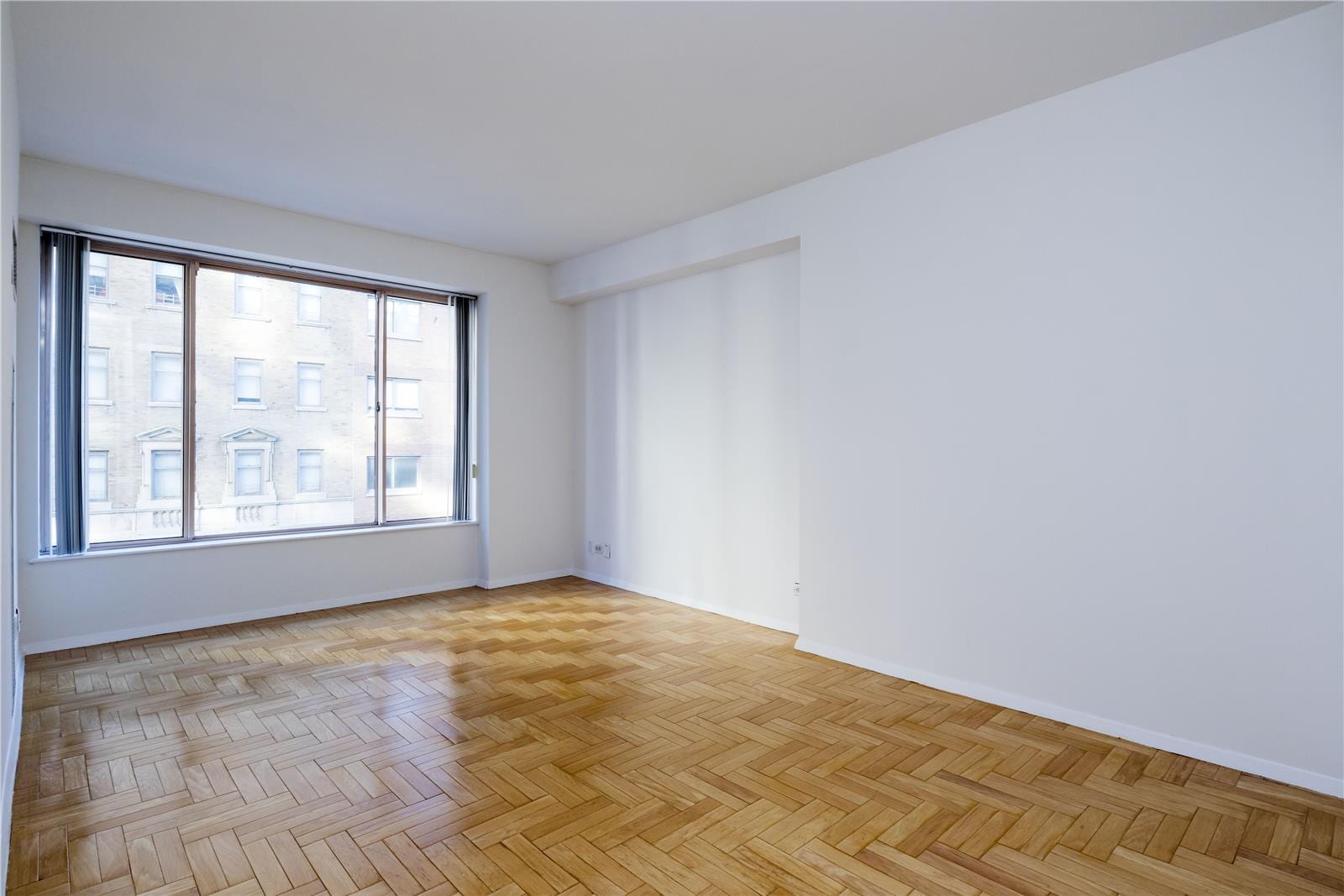 Listings - Reuveni Real Estate